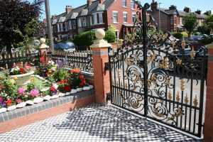High quality gold ornate wrought iron entrance gate designs for sale ...