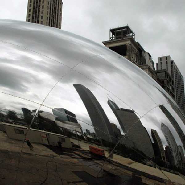 Why The World Famous Large Stainless Steel Bean Sculpture “Cloud Gate ...