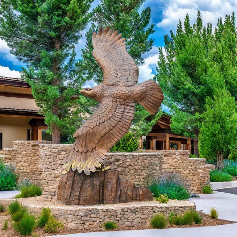 Vertical Flying Eagle Statue-Garden Art Sculpture