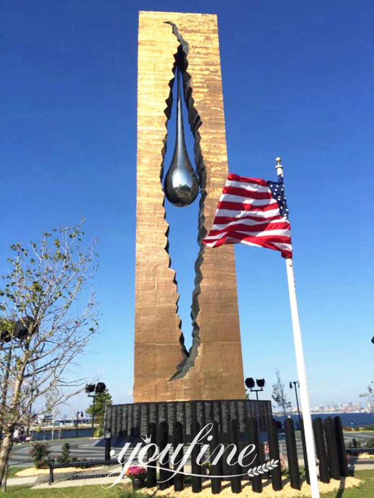 Where is the 911 Teardrop Memorial?
