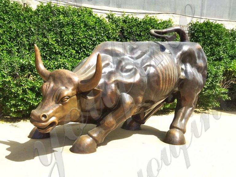 Chicago Bull Statue