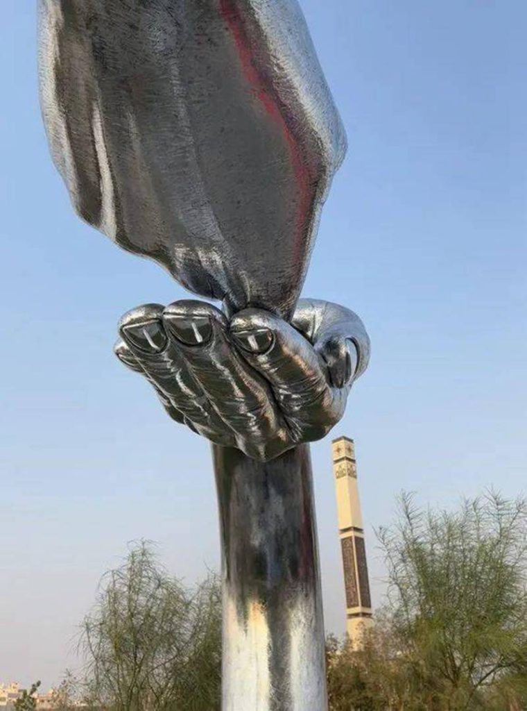 Cast Aluminum Sculpture Giant Hand Outdoor Art Installation CAS-01