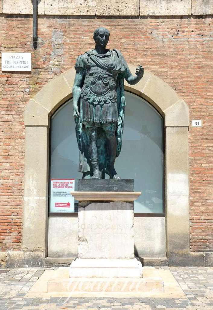 Where is Julius Caesar Statue?