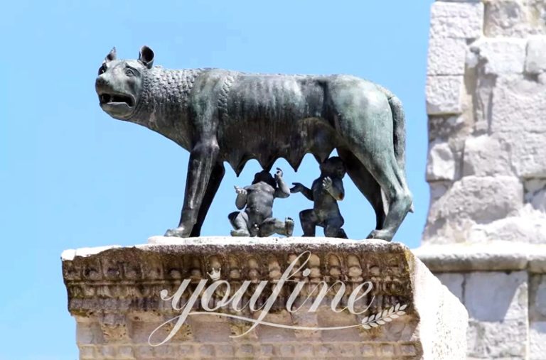 Captivating She-Wolf Statue: A Masterpiece of Bronze Animal Sculpture