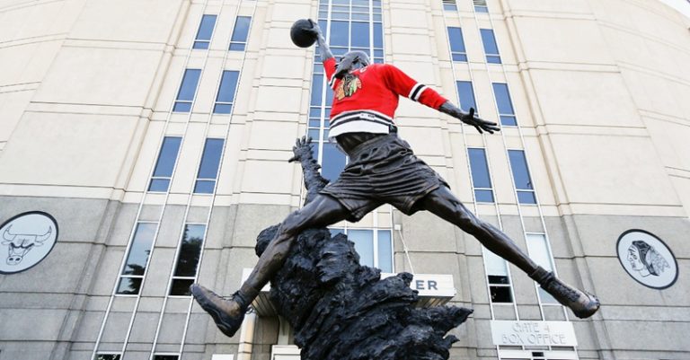 Top 15 Best NBA Statues Around the World-YouFine