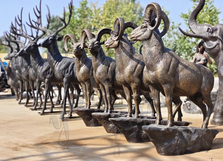 Life Size Outdoor Bronze Animal Statues Community Development Zone ...