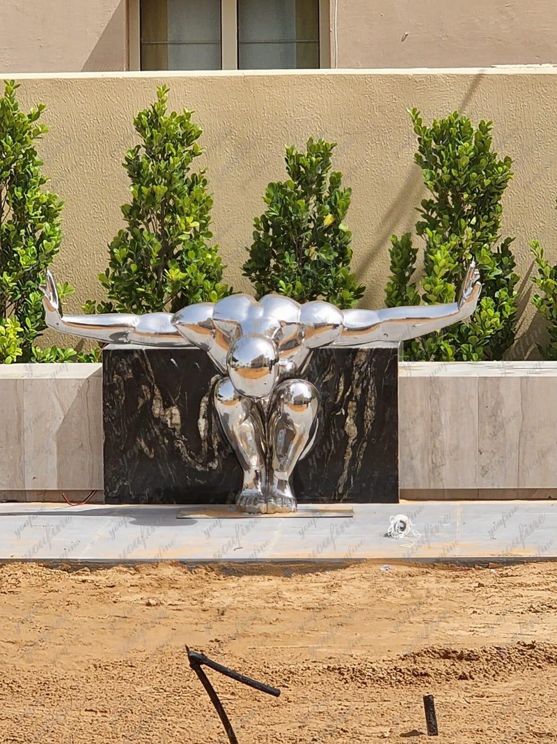 Modern Metal Human Diving Sculpture for Sale - YouFine