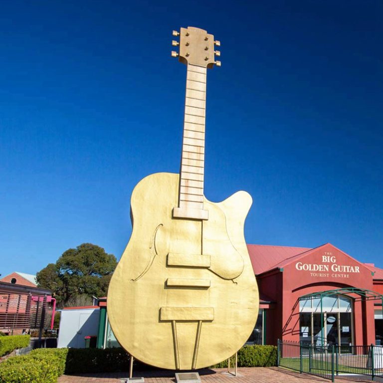 Metal Outdoor Big Golden Guitar Sculpture Replica-YouFine