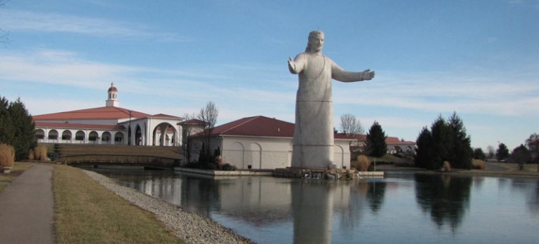 Top 10 Most Famous Jesus Statues in the World - YouFine